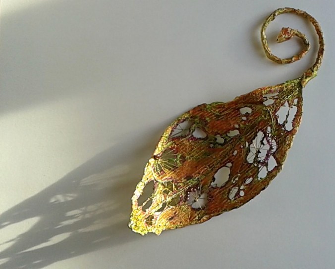 Lutradur leaves….. | Lincs In Stitches